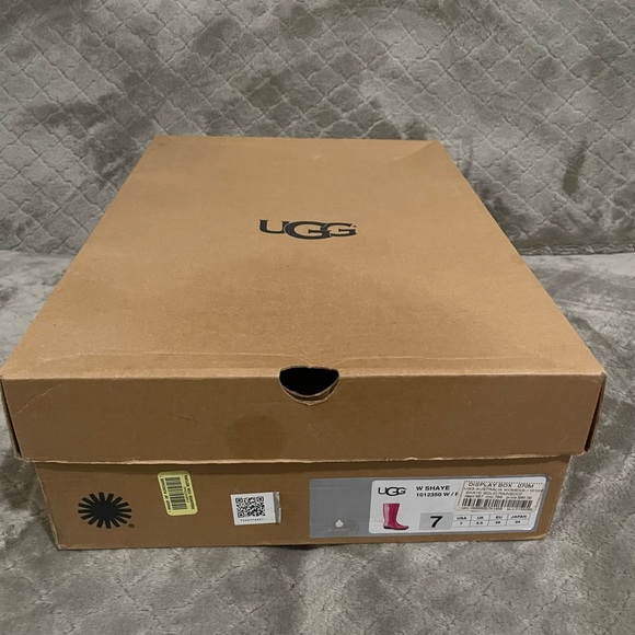 UGG | Shoes | Ugg Rain Boots | Poshmark